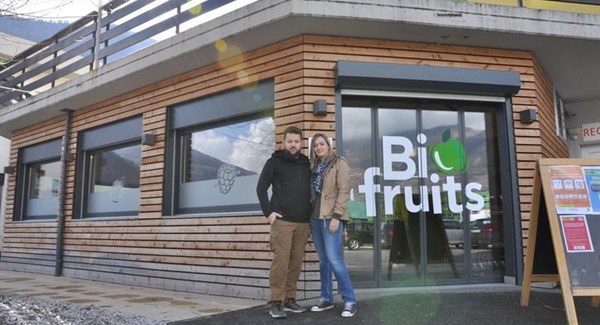 Le Skáli de Khatone X Biofruits Embarquement immédiat dans un univers ...